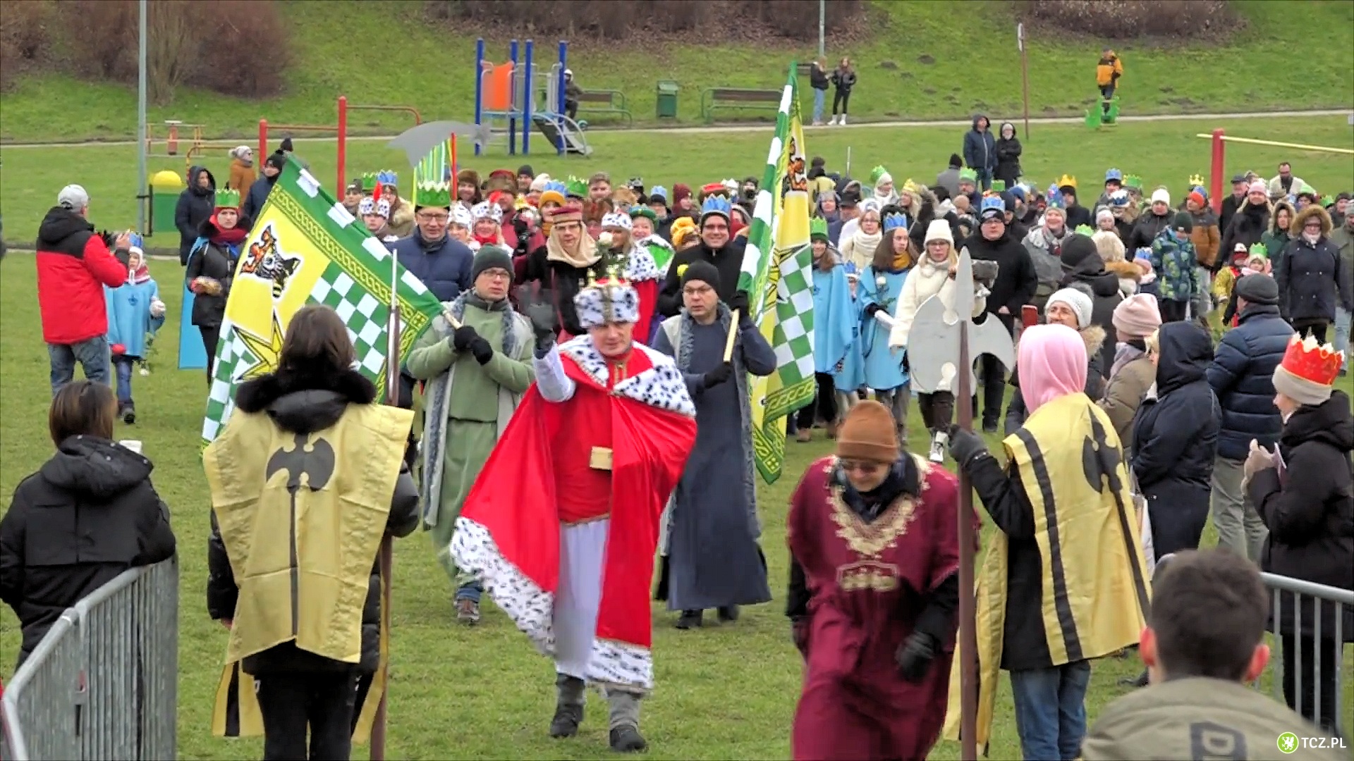 Orszak Trzech Króli przeszedł ulicami Tczewa - Tcz.pl - Telewizja ...